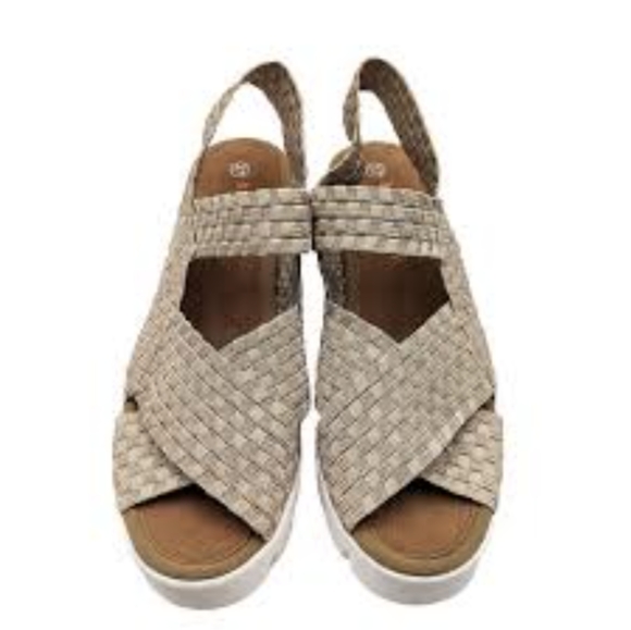 bernie mev. | Shoes | Nwt Bernie Mev Hibiscus Chenille Handmade Woven ...